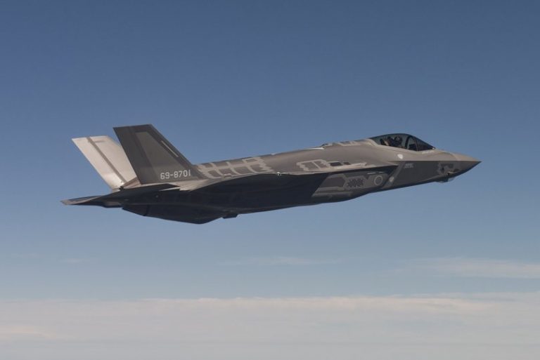 First flight of Japanese F-35A – Military Aviation Review