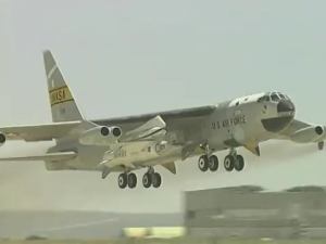 VIDEO: NASA B-52 Footage – Military Aviation Review