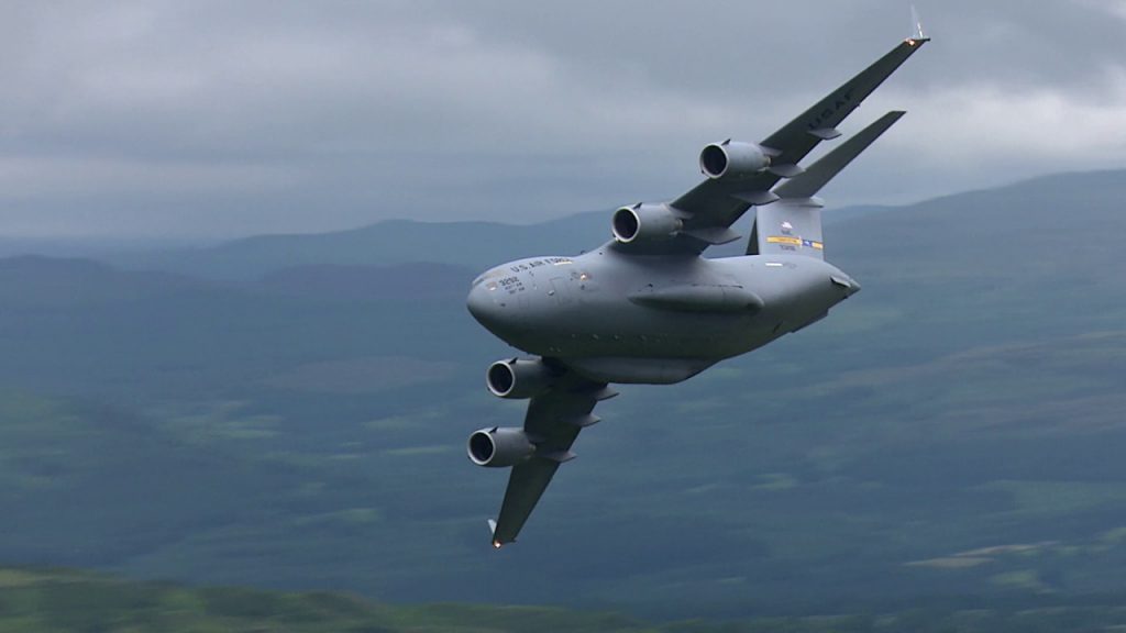 VIDEO: US Air Force C-17A Through the Mach Loop – Military Aviation Review