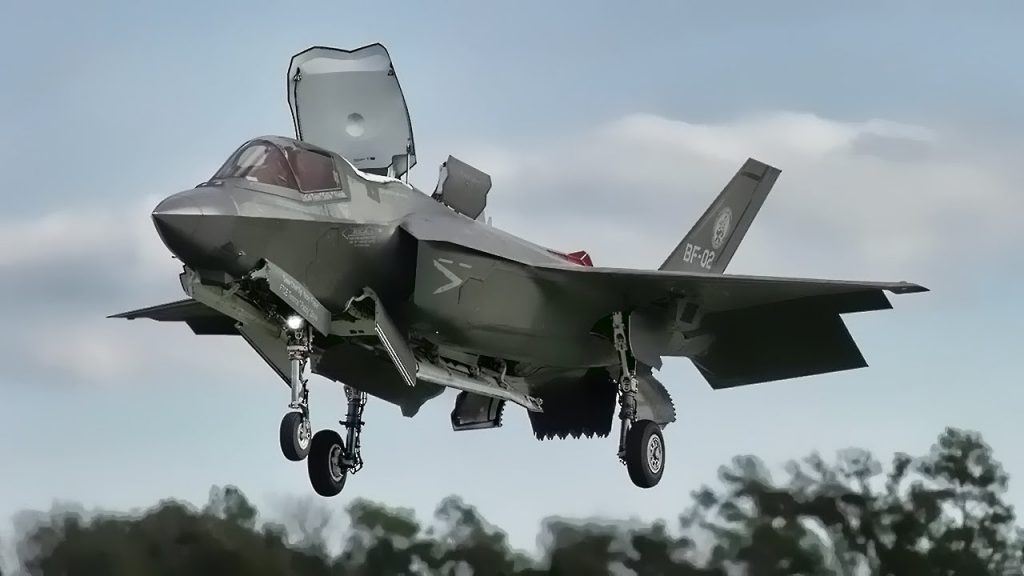 VIDEO: F-35B Vertical Landing on Sloped Surfaces – Military Aviation Review
